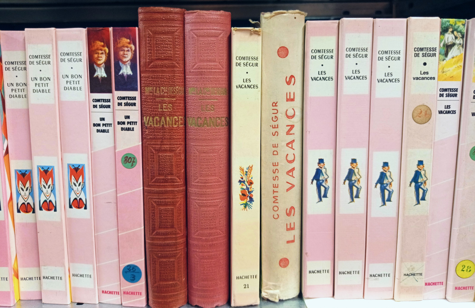 Institut Mémoires de l’édition contemporaine | Naissance de la « Bibliothèque Rose